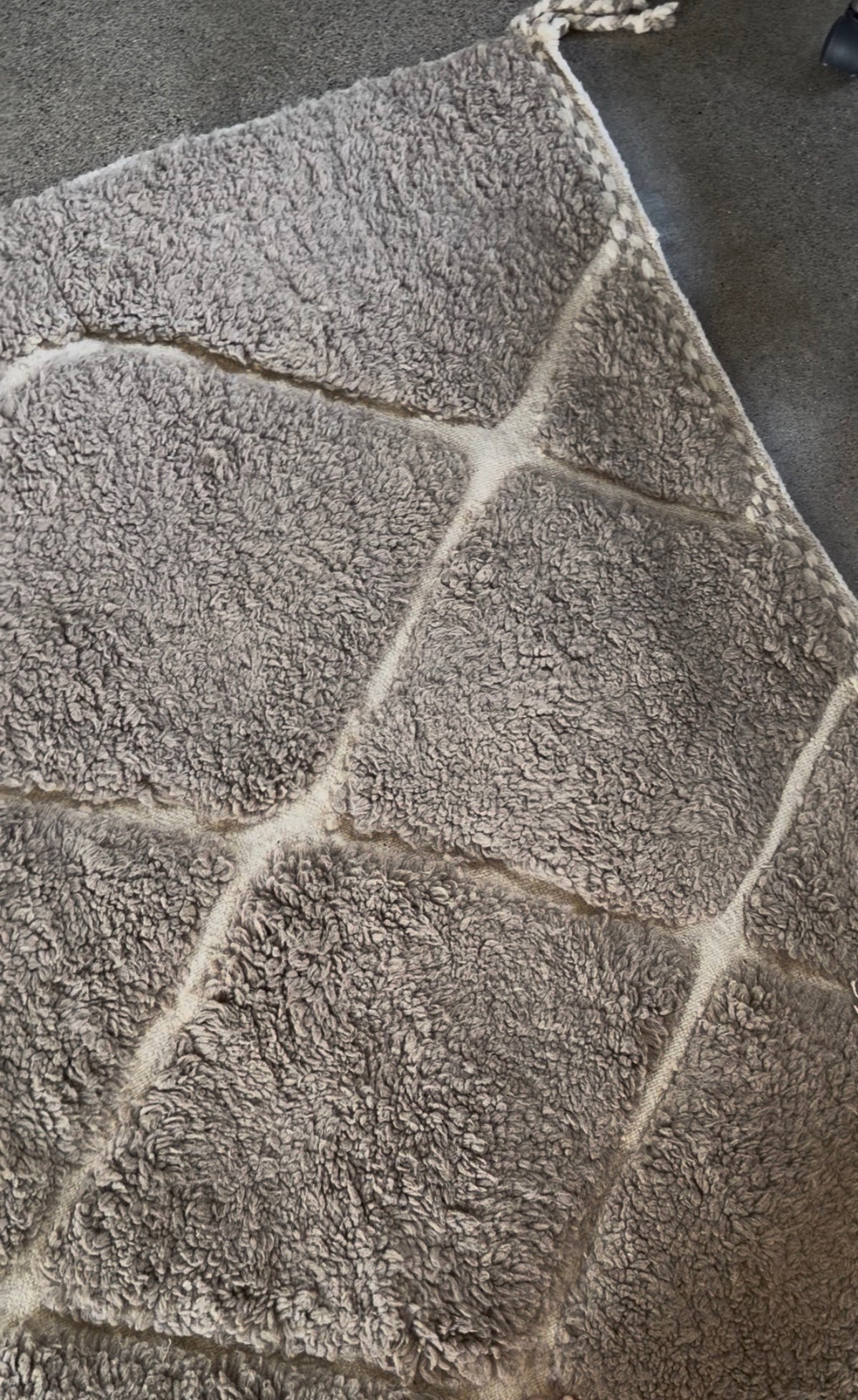 Handcrafted Rugs Collection | Madouk Collection